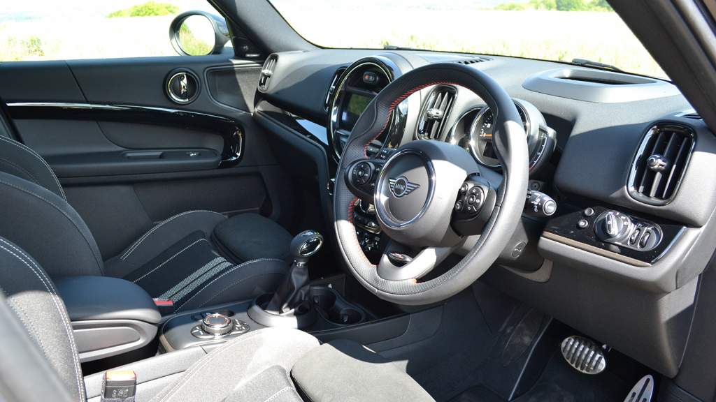 2019 F60 MINI Countryman Cooper SE Sport