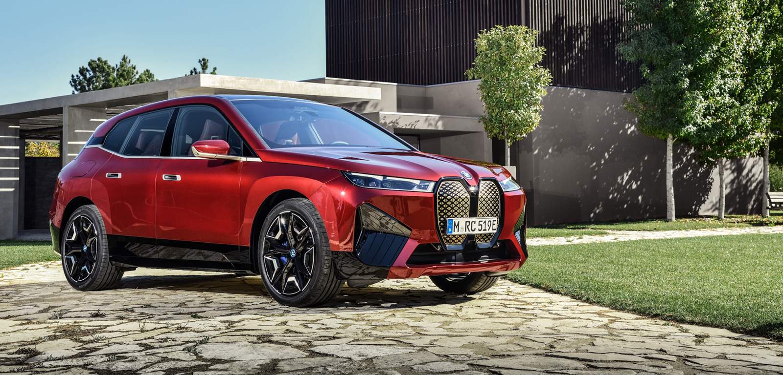 BMW reveals its next-gen electric flagship, the iX