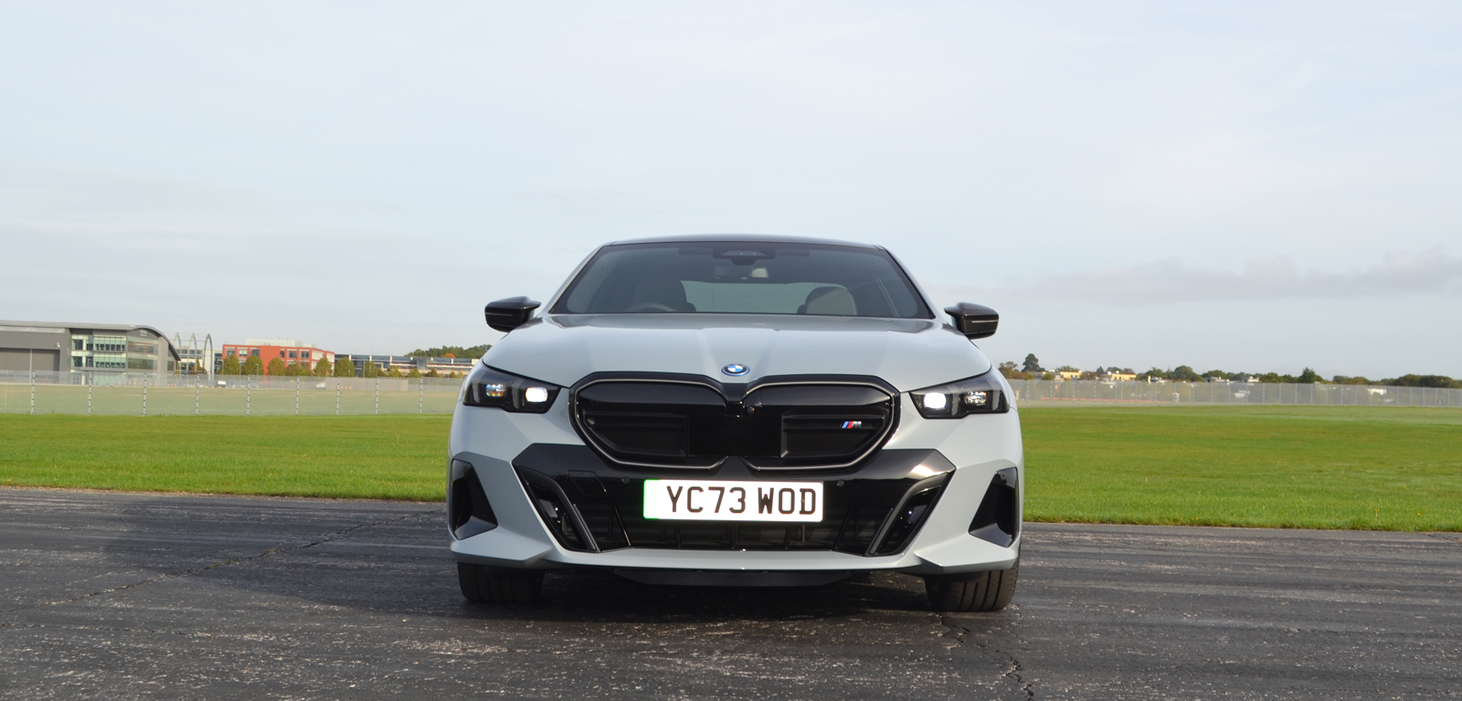 60 Minute Review: BMW i5 M60 xDrive